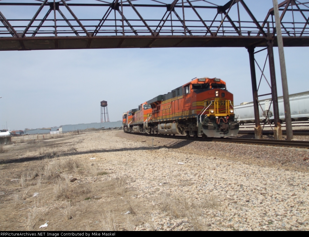 BNSF 7650